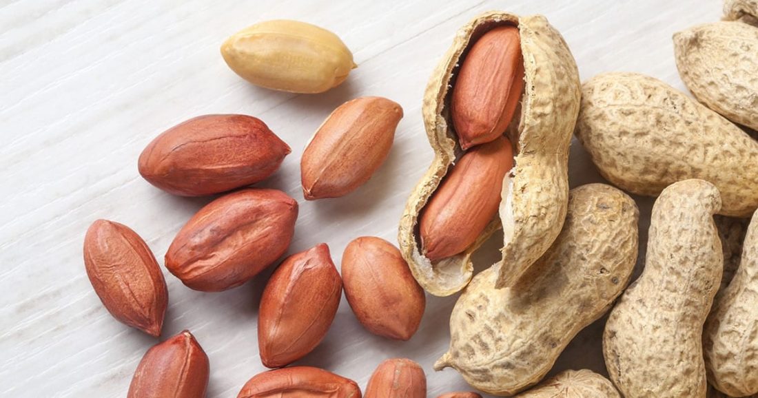 6 benefici degli arachidi